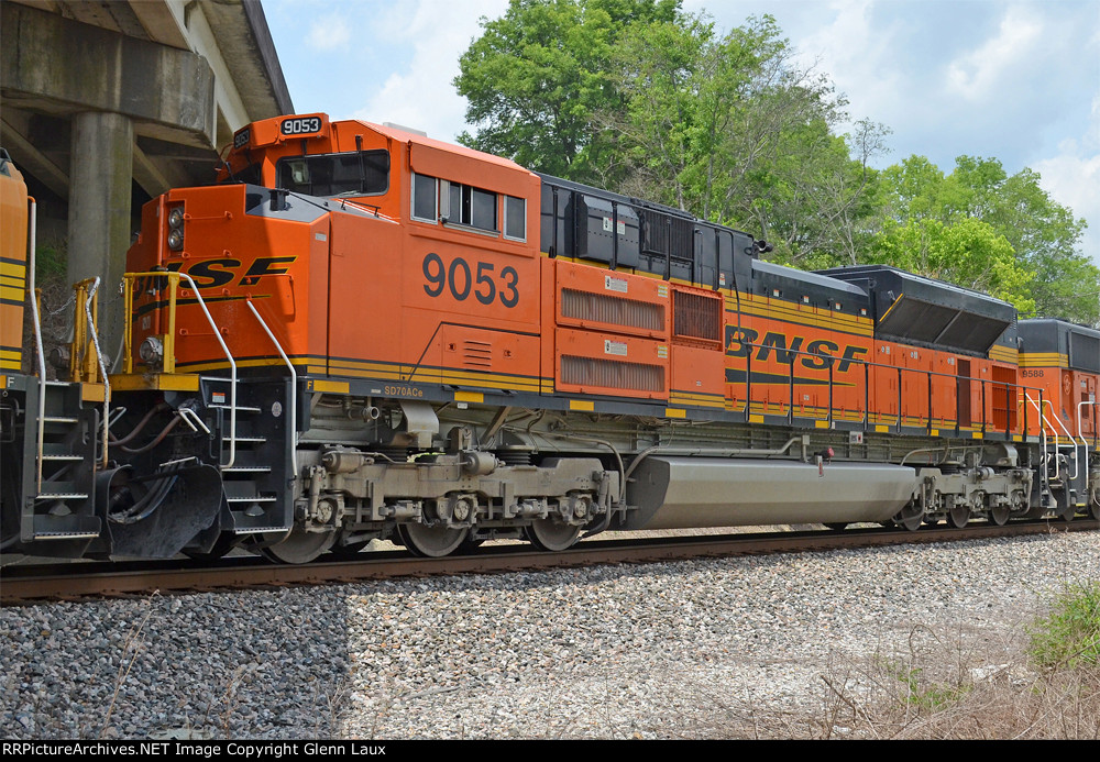 BNSF 9053